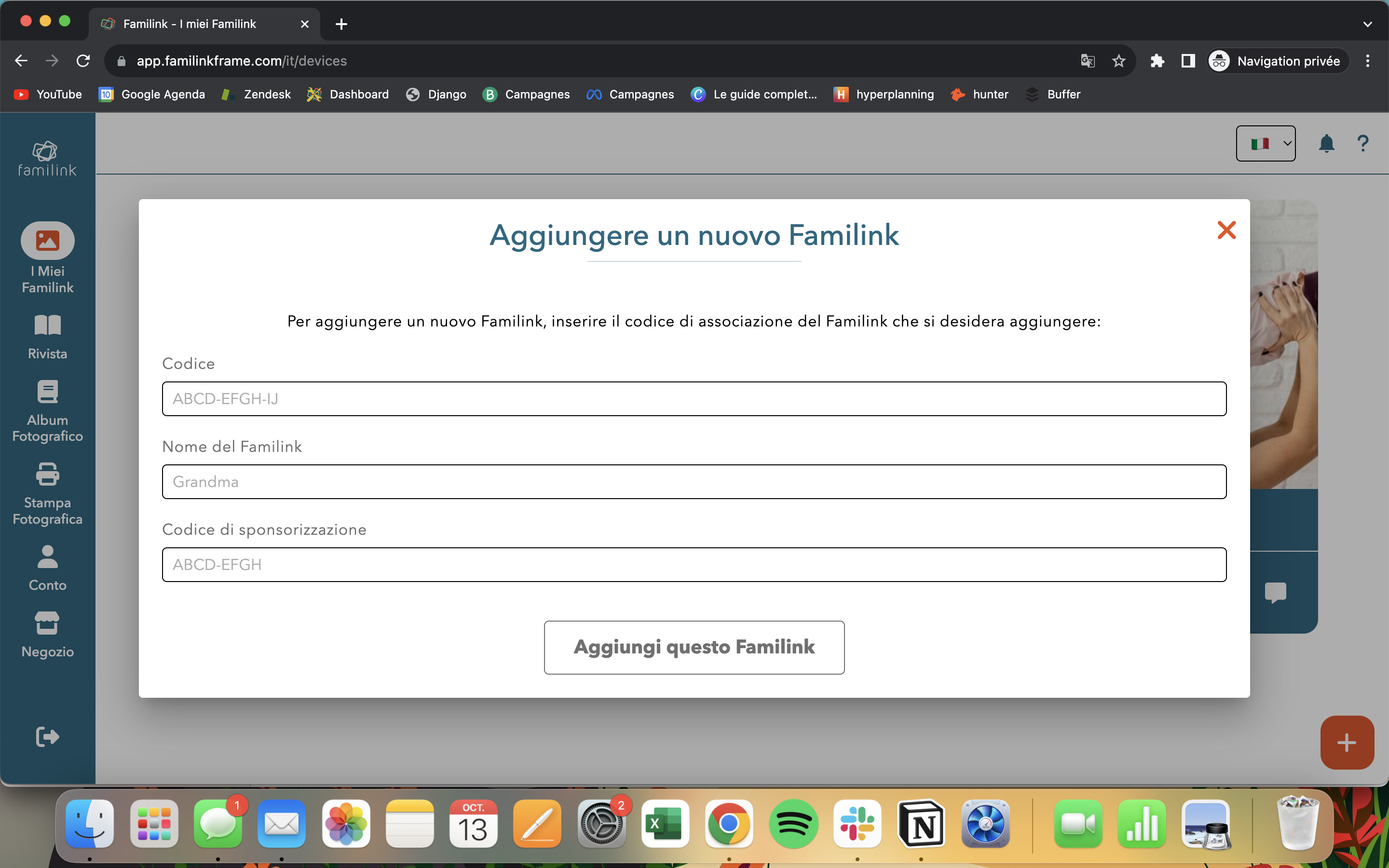 Ho ricevuto un invito per una cornice. Come posso inviare le foto? – Familink Italia